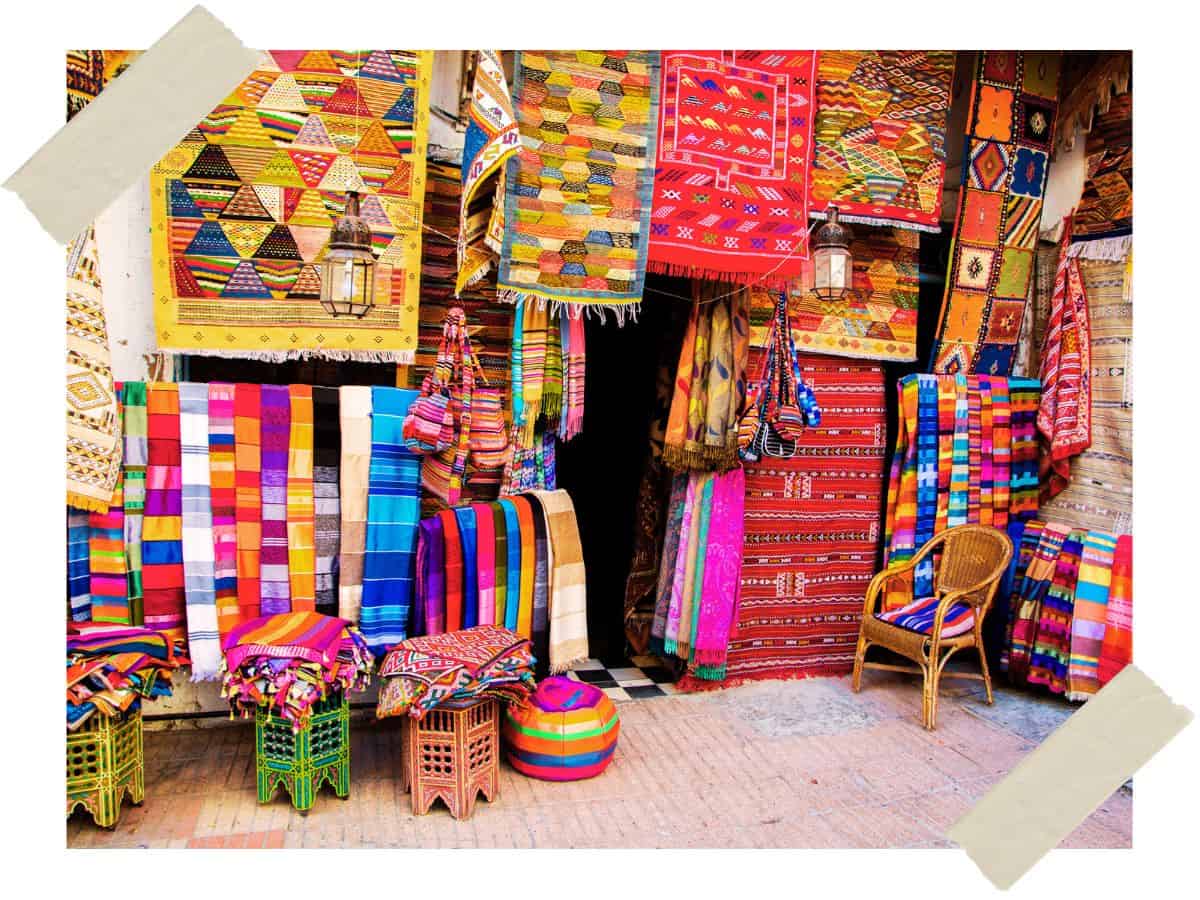 29 Best Traditional Souks in Dubai You Need to Explore - Rina Rusu